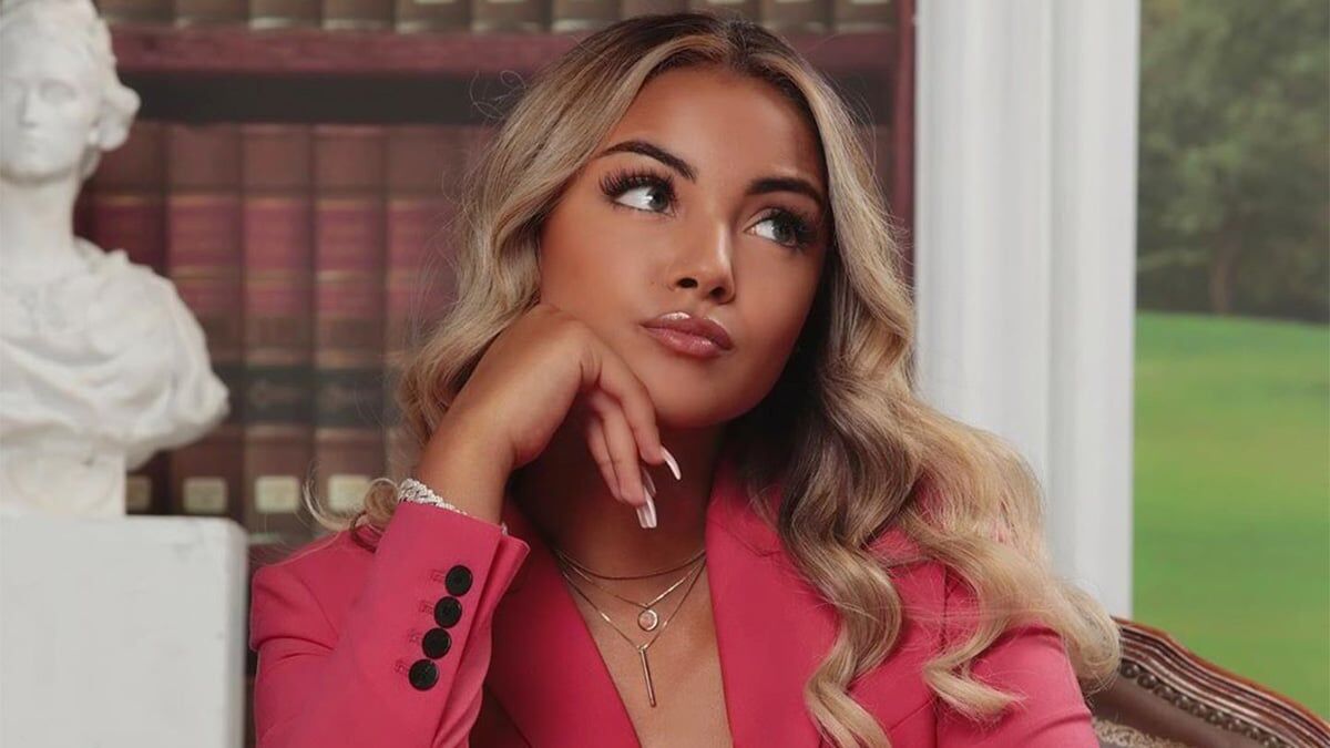 La chanteuse Wejdene a-t-elle fait une chirurgie esthétique à 16 ans